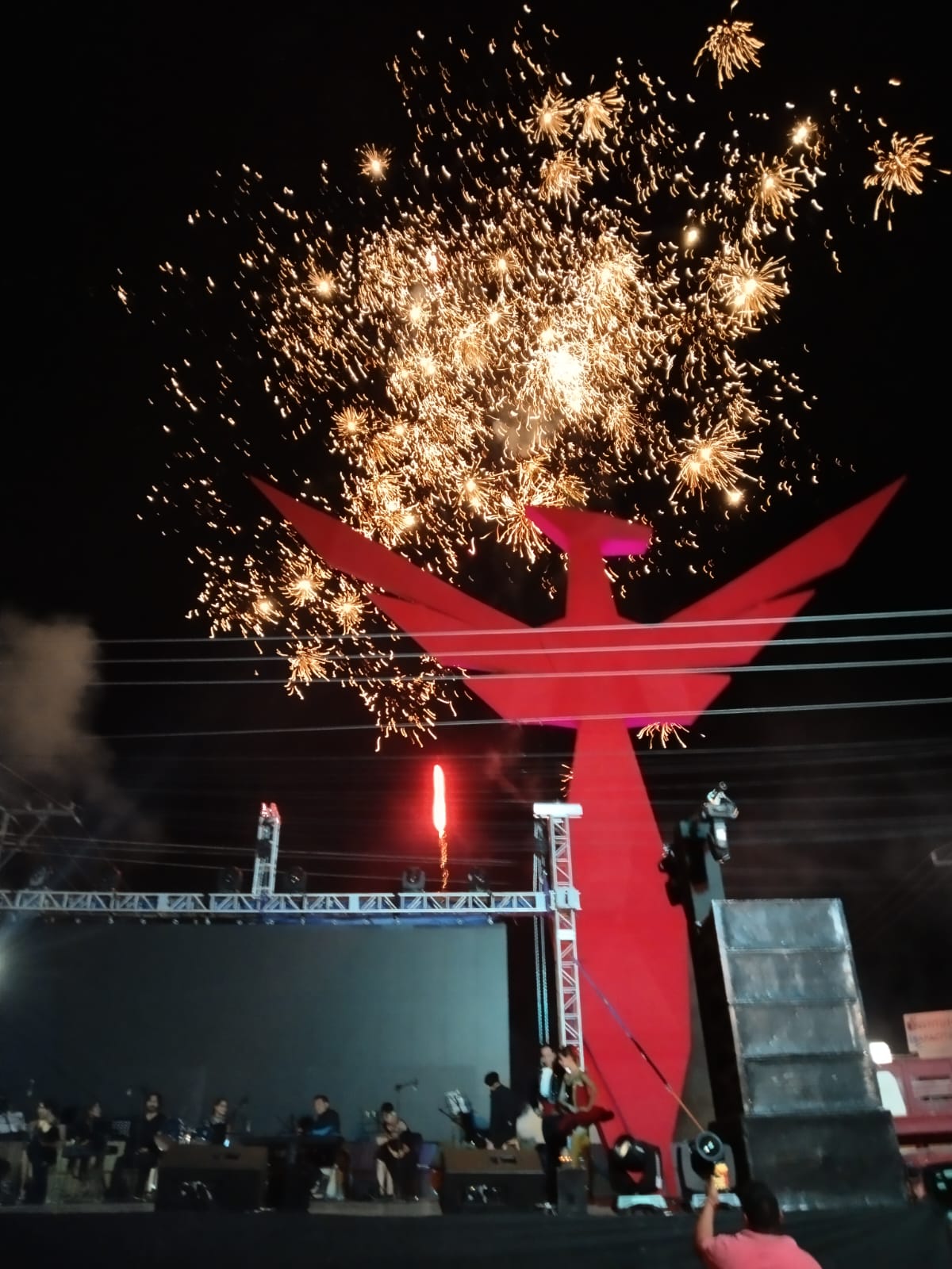 Se inaugura la escultura monumental en glorieta de Jojutla - Punto Por ...